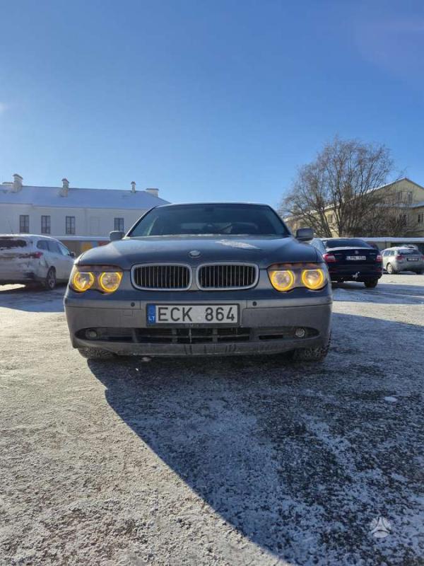 Grey BMW 730 2003 in Kedainiai, with an engine capacity of 2.99 L and mileage of 430 thousand km for 2100 €, photo 1 on AUTOMOTO.COM.LV