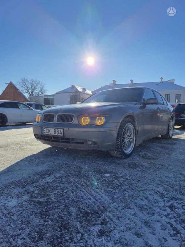Grey BMW 730 2003 in Kedainiai, with an engine capacity of 2.99 L and mileage of 430 thousand km for 2100 €, photo 3 on AUTOMOTO.COM.LV