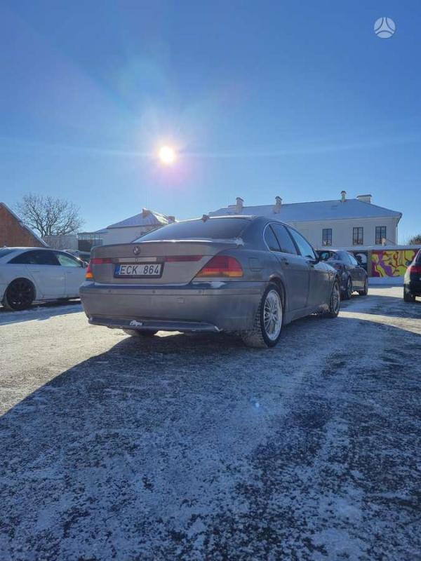 Grey BMW 730 2003 in Kedainiai, with an engine capacity of 2.99 L and mileage of 430 thousand km for 2100 €, photo 5 on AUTOMOTO.COM.LV