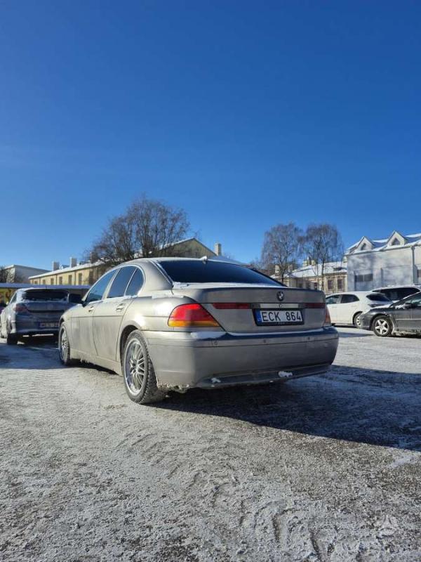 Grey BMW 730 2003 in Kedainiai, with an engine capacity of 2.99 L and mileage of 430 thousand km for 2100 €, photo 6 on AUTOMOTO.COM.LV