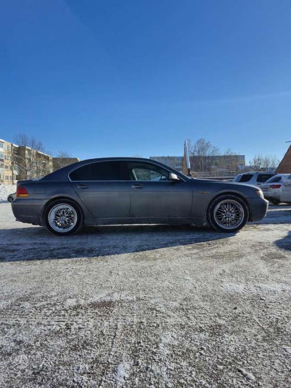 Grey BMW 730 2003 in Kedainiai, with an engine capacity of 2.99 L and mileage of 430 thousand km for 2100 €, photo 8 on AUTOMOTO.COM.LV