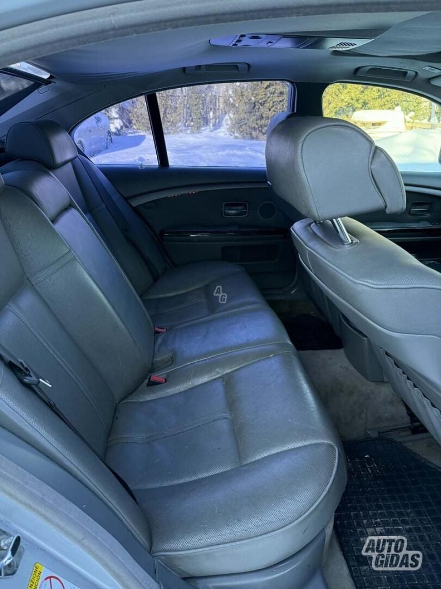 Pelēks BMW 730 2003 Šilutė, ar dzinēja tilpumu 3.00 L un nobraukumu 400 tūkst. km par 1850 €, foto 10 vietnē AUTOMOTO.COM.LV