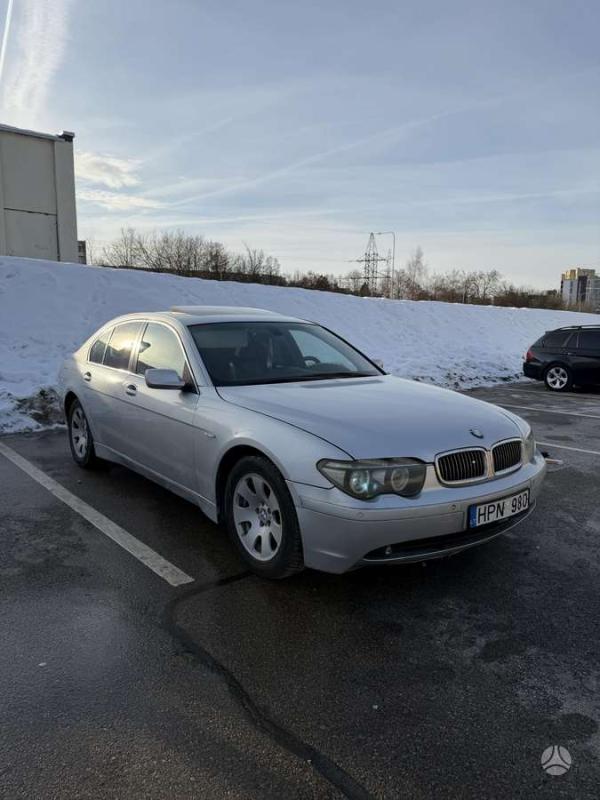 Pelēks BMW 730 2003 Viļņa, ar dzinēja tilpumu 3.00 L un nobraukumu 400 tūkst. km par 2499 €, foto 2 vietnē AUTOMOTO.COM.LV
