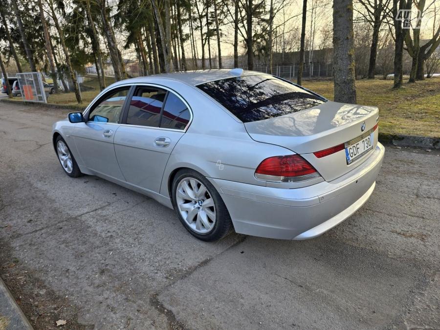 Grey BMW 730 2003 in Radviliskis, with an engine capacity of 3.00 L and mileage of 413 thousand km for 1950 €, photo 3 on AUTOMOTO.COM.LV