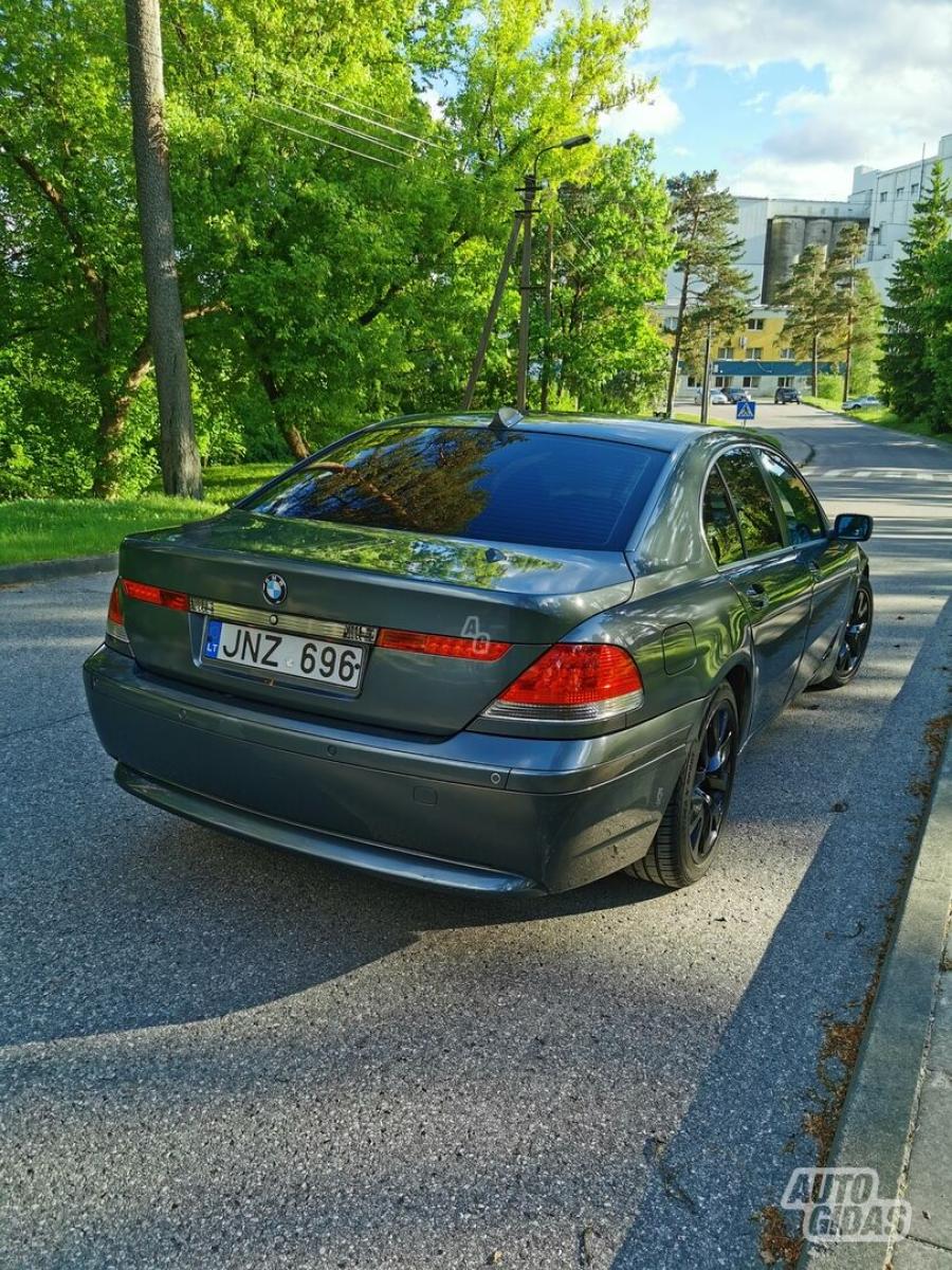 Grey BMW 730 2003 in Vilnius, with an engine capacity of 3.00 L and mileage of 429 thousand km for 2950 €, photo 9 on AUTOMOTO.COM.LV