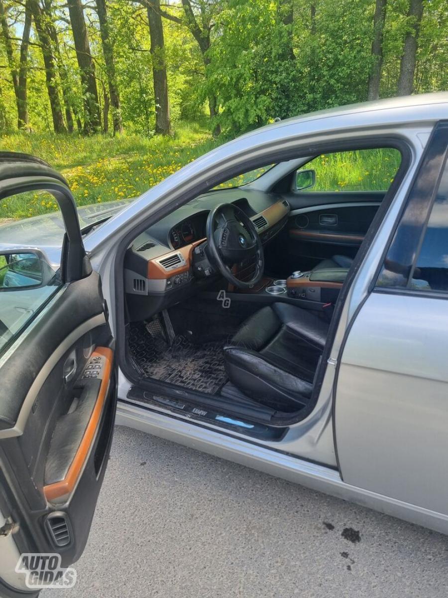 Pelēks BMW 730 2003 Kauņa, ar dzinēja tilpumu 3.00 L un nobraukumu 400 tūkst. km par 2000 €, foto 10 vietnē AUTOMOTO.COM.LV