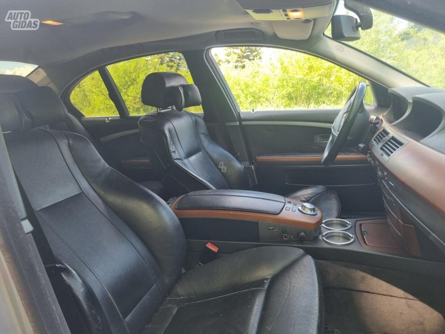 Pelēks BMW 730 2003 Kauņa, ar dzinēja tilpumu 3.00 L un nobraukumu 400 tūkst. km par 2000 €, foto 15 vietnē AUTOMOTO.COM.LV