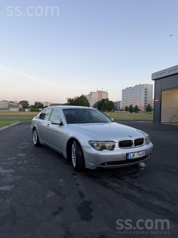Grey BMW 730 2003 in Liepaja, with an engine capacity of 3.00 L and mileage of 306 thousand km for 1800 €, photo 2 on AUTOMOTO.COM.LV