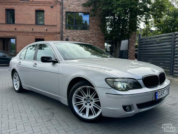 Pelēks BMW 730 2003 Panevēža, ar dzinēja tilpumu 3.00 L un nobraukumu 0 tūkst. km par 2599 €, foto 4 vietnē AUTOMOTO.COM.LV
