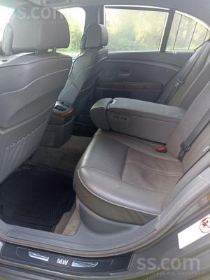 Pelēks BMW 730 2003 Gulbene, ar dzinēja tilpumu 3.00 L un nobraukumu 559 tūkst. km par 2850 €, foto 13 vietnē AUTOMOTO.COM.LV