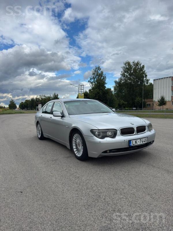 Grey BMW 730 2003 in Aizkraukle, with an engine capacity of 3.00 L and mileage of 315 thousand km for 2500 €, photo 2 on AUTOMOTO.COM.LV