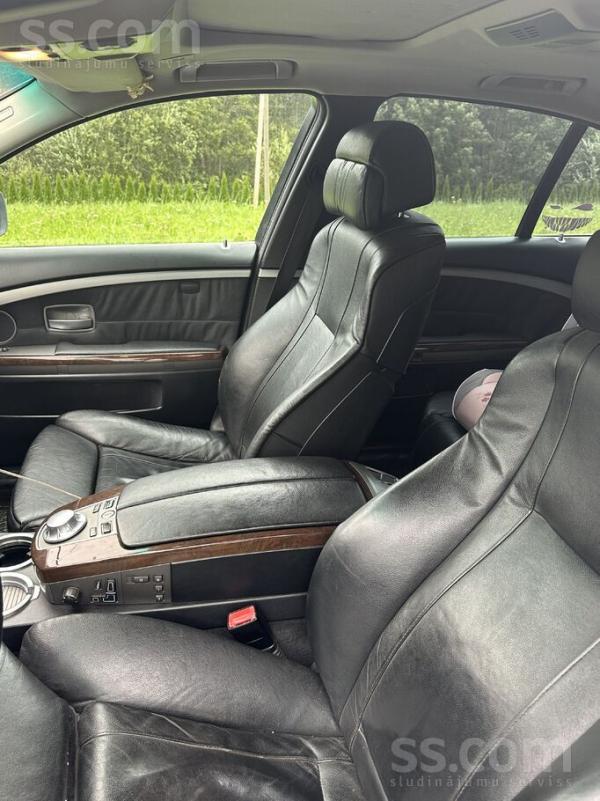 Pelēks BMW 730 2003 Aizkraukle, ar dzinēja tilpumu 3.00 L un nobraukumu 446 tūkst. km par 4050 €, foto 9 vietnē AUTOMOTO.COM.LV