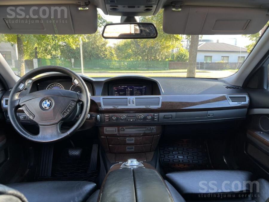 Pelēks BMW 730 2003 Jelgava, ar dzinēja tilpumu 3.00 L un nobraukumu 351 tūkst. km par 3150 €, foto 12 vietnē AUTOMOTO.COM.LV