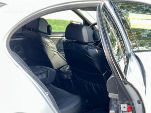 Pelēks BMW 730 2003 Jelgava, ar dzinēja tilpumu 3.00 L un nobraukumu 351 tūkst. km par 3150 €, foto 15 vietnē AUTOMOTO.COM.LV