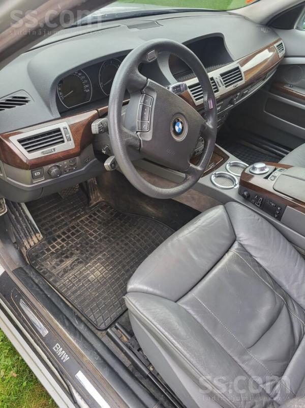 BMW 730 2003 Rīga vietnē Pelēks BMW 730 2003 Rīga, ar dzinēja tilpumu 3.00 L un nobraukumu 430 tūkst. km par 2300 €, foto 6 vietnē AUTOMOTO.COM.LV