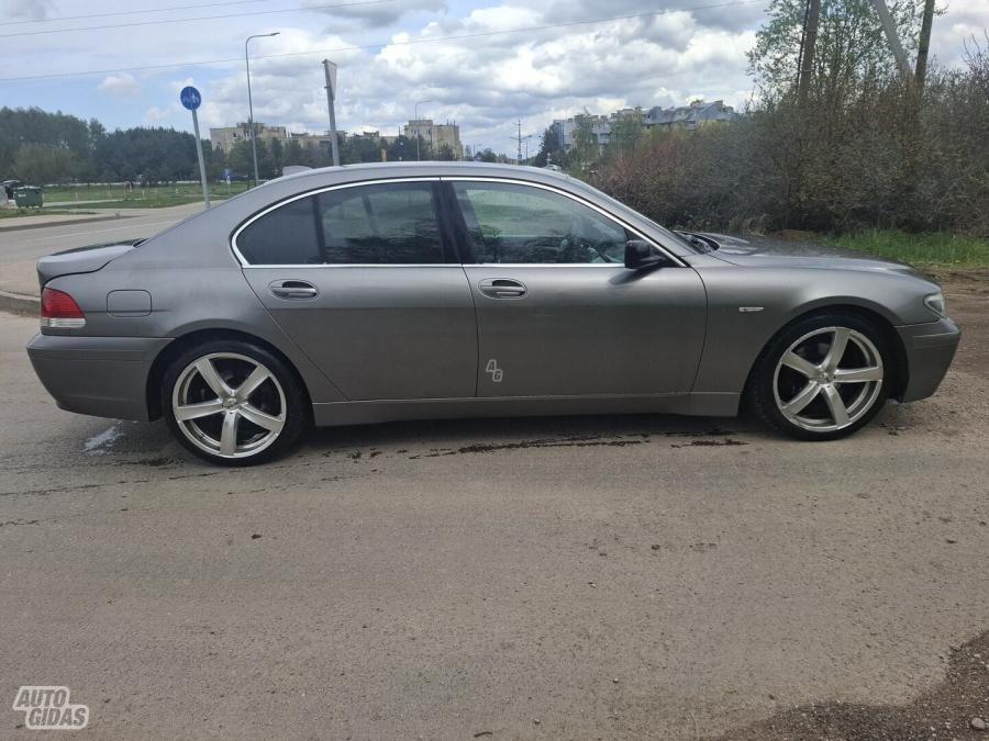 Pelēks BMW 730 2004 Kretinga, ar dzinēja tilpumu 3.00 L un nobraukumu 347 tūkst. km par 2450 €, foto 5 vietnē AUTOMOTO.COM.LV