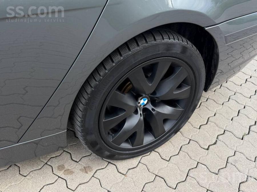 Pelēks BMW 730 2004 Rīga, ar dzinēja tilpumu 3.00 L un nobraukumu 0 tūkst. km par 4250 €, foto 16 vietnē AUTOMOTO.COM.LV