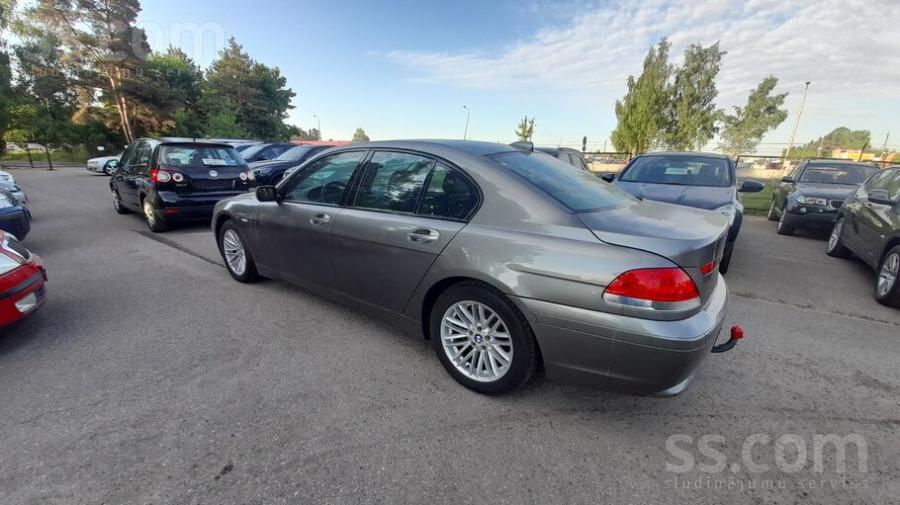 Pelēks BMW 730 2004 Rīga, ar dzinēja tilpumu 3.00 L un nobraukumu 298 tūkst. km par 4000 €, foto 11 vietnē AUTOMOTO.COM.LV