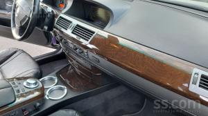 Pelēks BMW 730 2004 Rīga, ar dzinēja tilpumu 3.00 L un nobraukumu 298 tūkst. km par 4000 €, foto 31 vietnē AUTOMOTO.COM.LV