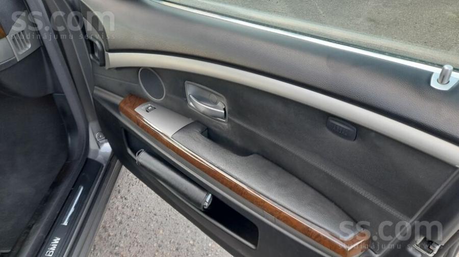 Pelēks BMW 730 2004 Rīga, ar dzinēja tilpumu 3.00 L un nobraukumu 298 tūkst. km par 4000 €, foto 35 vietnē AUTOMOTO.COM.LV