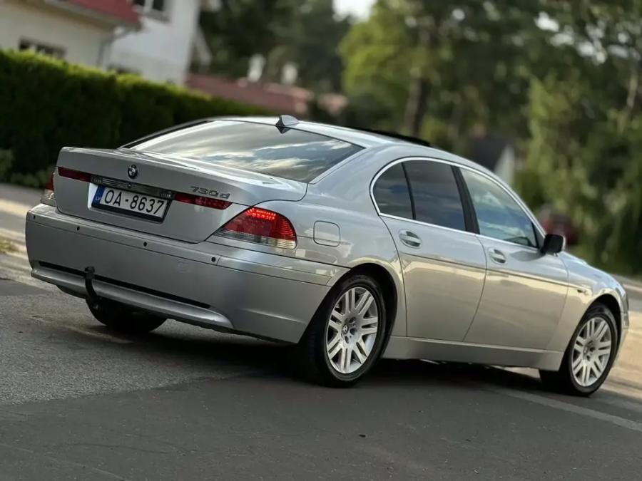 Grey BMW 730 2004 in Jurmala, with an engine capacity of 3.00 L and mileage of 347 thousand km for 2990 €, photo 4 on AUTOMOTO.COM.LV