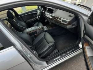 Grey BMW 730 2004 in Jurmala, with an engine capacity of 3.00 L and mileage of 347 thousand km for 2990 €, photo 9 on AUTOMOTO.COM.LV