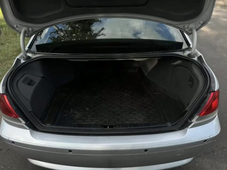 Grey BMW 730 2004 in Jurmala, with an engine capacity of 3.00 L and mileage of 347 thousand km for 2990 €, photo 25 on AUTOMOTO.COM.LV