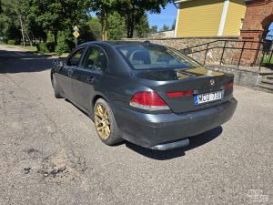 Pelēks BMW 730 2004 Utena, ar dzinēja tilpumu 3.00 L un nobraukumu 270 tūkst. km par 1800 €, foto 3 vietnē AUTOMOTO.COM.LV