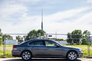 Grey BMW 730 2005 in Riga, with an engine capacity of 3.00 L and mileage of 359 thousand km for 5690 €, photo 5 on AUTOMOTO.COM.LV