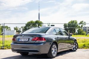 Grey BMW 730 2005 in Riga, with an engine capacity of 3.00 L and mileage of 359 thousand km for 5690 €, photo 6 on AUTOMOTO.COM.LV