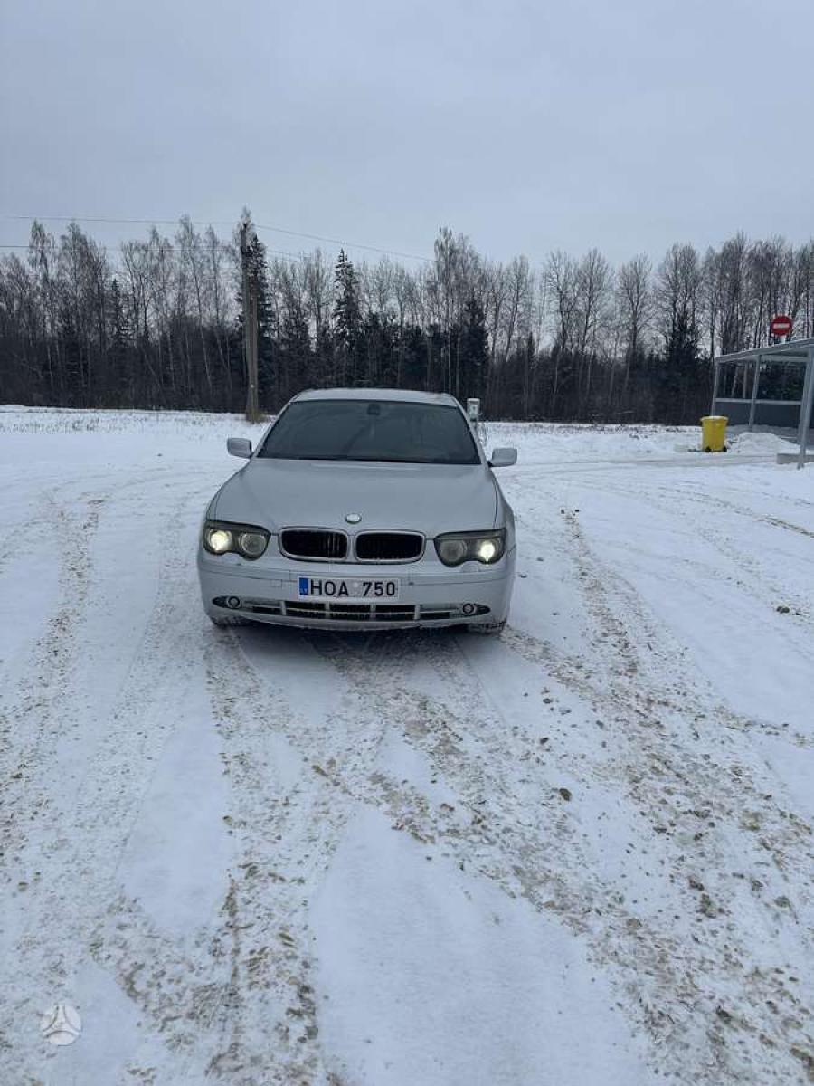 Pelēks BMW 730 2005 Naujoji Akmenė, ar dzinēja tilpumu 2.99 L un nobraukumu 355 tūkst. km par 2450 €, foto 4 vietnē AUTOMOTO.COM.LV