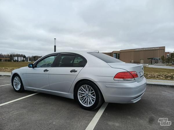 Grey BMW 730 2005 in Klaipeda, with an engine capacity of 3.00 L and mileage of 420 thousand km for 3900 €, photo 3 on AUTOMOTO.COM.LV