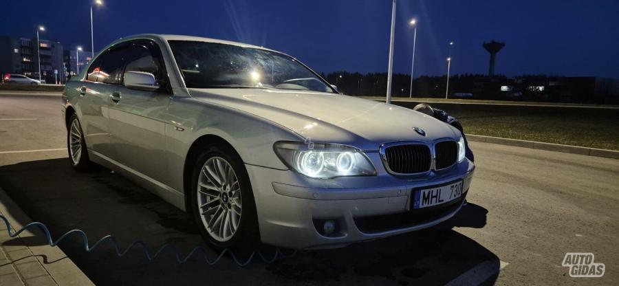 Grey BMW 730 2005 in Klaipeda, with an engine capacity of 3.00 L and mileage of 420 thousand km for 3900 €, photo 5 on AUTOMOTO.COM.LV