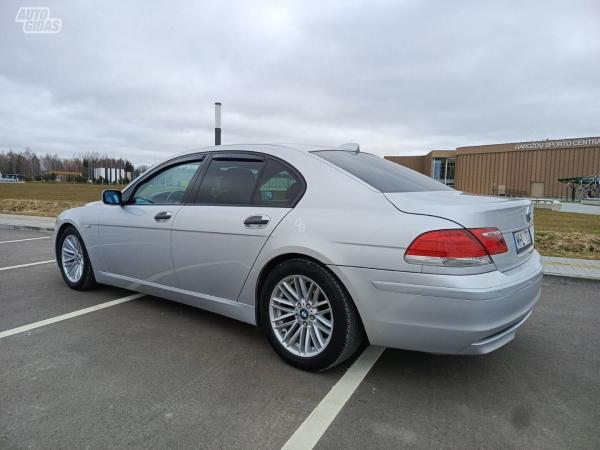 Grey BMW 730 2005 in Klaipeda, with an engine capacity of 3.00 L and mileage of 420 thousand km for 3900 €, photo 8 on AUTOMOTO.COM.LV