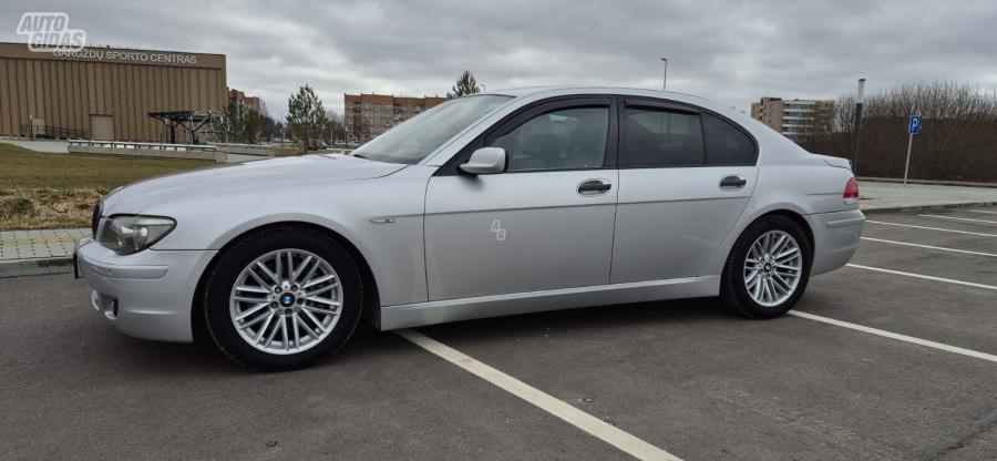 Grey BMW 730 2005 in Klaipeda, with an engine capacity of 3.00 L and mileage of 420 thousand km for 3900 €, photo 21 on AUTOMOTO.COM.LV