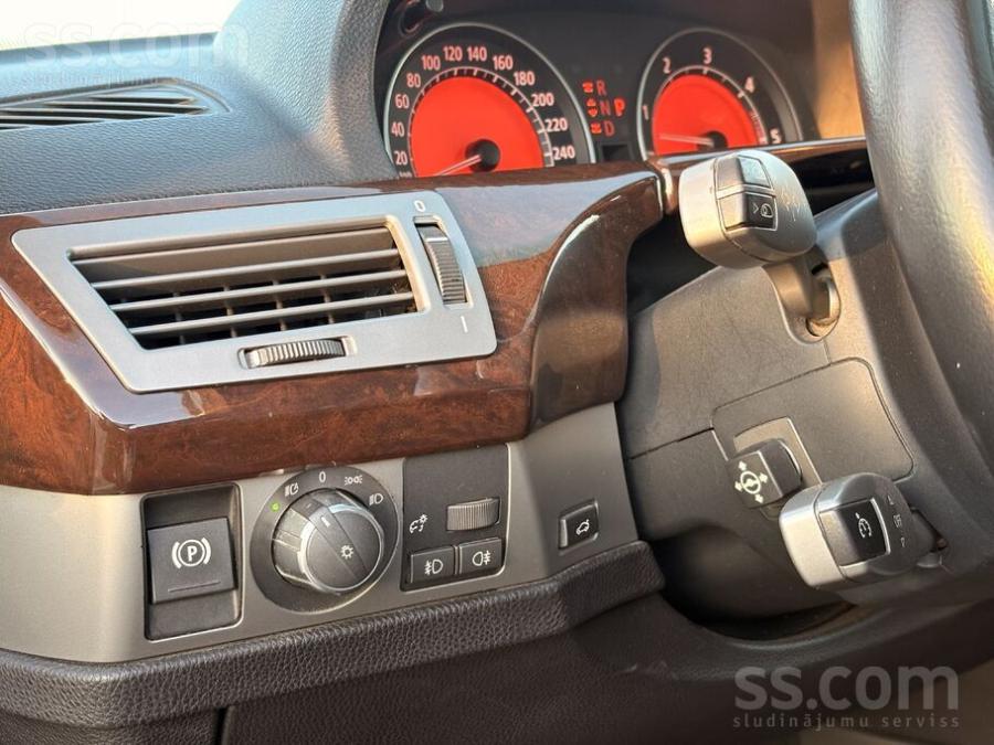 Серый БМВ 730 2005 в Елгава, объемом двигателя 3.00 л и пробегом 380 тыс. км за 4950 €, фото 10 на AUTOMOTO.COM.LV