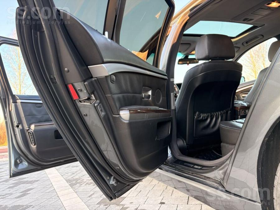 Серый БМВ 730 2005 в Елгава, объемом двигателя 3.00 л и пробегом 380 тыс. км за 4950 €, фото 15 на AUTOMOTO.COM.LV
