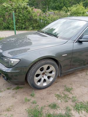 Pelēks BMW 730 2005 Jelgava, ar dzinēja tilpumu 3.00 L un nobraukumu 442 tūkst. km par 3700 €, foto 7 vietnē AUTOMOTO.COM.LV