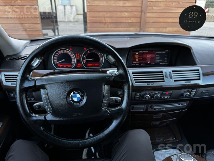 Pelēks BMW 730 2005 Daugavpils, ar dzinēja tilpumu 3.00 L un nobraukumu 0 tūkst. km par 3850 €, foto 9 vietnē AUTOMOTO.COM.LV
