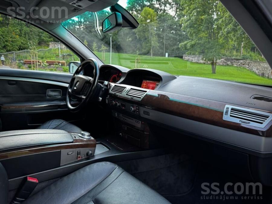 Grey BMW 730 2005 in Riga, with an engine capacity of 3.00 L and mileage of 0 thousand km for 3700 €, photo 9 on AUTOMOTO.COM.LV