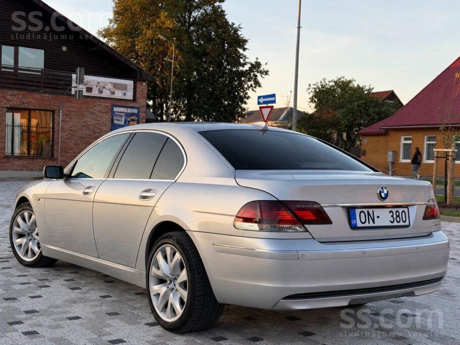 Pelēks BMW 730 2005 Krāslava, ar dzinēja tilpumu 3.00 L un nobraukumu 0 tūkst. km par 4100 €, foto 3 vietnē AUTOMOTO.COM.LV