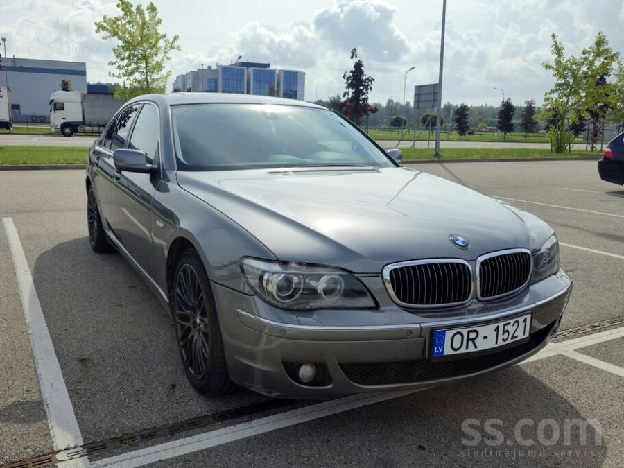 Grey BMW 730 2005 in Riga, with an engine capacity of 3.00 L and mileage of 408 thousand km for 5900 €, photo 3 on AUTOMOTO.COM.LV