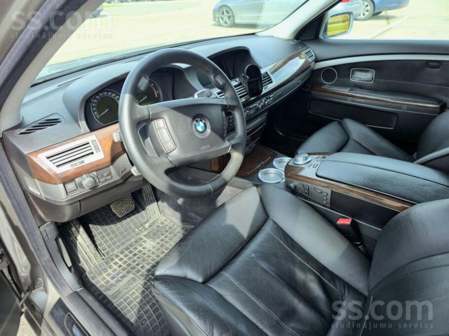 Grey BMW 730 2005 in Riga, with an engine capacity of 3.00 L and mileage of 408 thousand km for 5900 €, photo 18 on AUTOMOTO.COM.LV