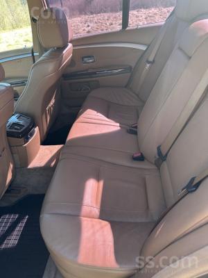 Pelēks BMW 730 2005 Ventspils, ar dzinēja tilpumu 3.00 L un nobraukumu 360 tūkst. km par 3999 €, foto 11 vietnē AUTOMOTO.COM.LV