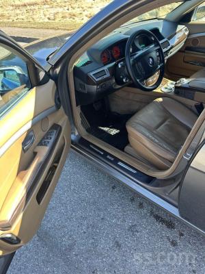 Pelēks BMW 730 2005 Ventspils, ar dzinēja tilpumu 3.00 L un nobraukumu 360 tūkst. km par 3999 €, foto 12 vietnē AUTOMOTO.COM.LV