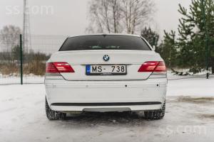 Grey BMW 730 2006 in Riga, with an engine capacity of 3.00 L and mileage of 318 thousand km for 5590 €, photo 5 on AUTOMOTO.COM.LV
