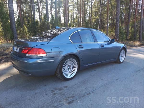 Pelēks BMW 730 2006 Rīga, ar dzinēja tilpumu 3.00 L un nobraukumu 391 tūkst. km par 4500 €, foto 3 vietnē AUTOMOTO.COM.LV