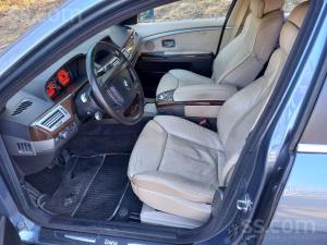 Grey BMW 730 2006 in Riga, with an engine capacity of 3.00 L and mileage of 391 thousand km for 4500 €, photo 8 on AUTOMOTO.COM.LV