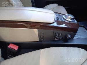 Grey BMW 730 2006 in Riga, with an engine capacity of 3.00 L and mileage of 391 thousand km for 4500 €, photo 11 on AUTOMOTO.COM.LV