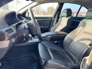 Pelēks BMW 730 2006 Rīga, ar dzinēja tilpumu 3.00 L un nobraukumu 262 tūkst. km par 6500 €, foto 10 vietnē AUTOMOTO.COM.LV